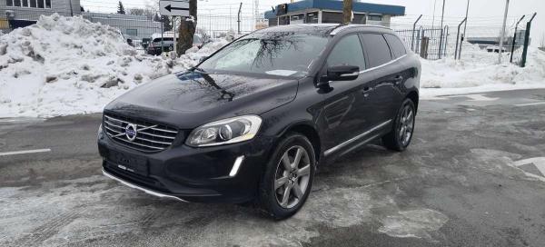 Melns Volvo XC60 2015 Klaipėda, ar dzinēja tilpumu 2.40 L un nobraukumu 271 tūkst. km par 13700 €, foto 1 vietnē AUTOMOTO.COM.LV