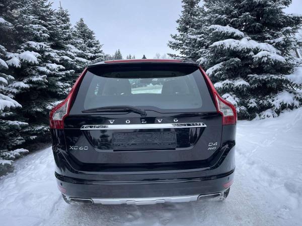 Melns Volvo XC60 2015 Utena, ar dzinēja tilpumu 2.40 L un nobraukumu 267 tūkst. km par 13450 €, foto 9 vietnē AUTOMOTO.COM.LV