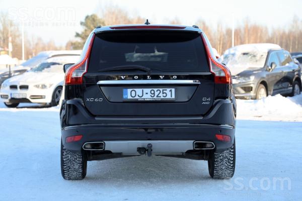 Melns Volvo XC60 2015 Jelgava, ar dzinēja tilpumu 2.40 L un nobraukumu 0 tūkst. km par 14350 €, foto 6 vietnē AUTOMOTO.COM.LV