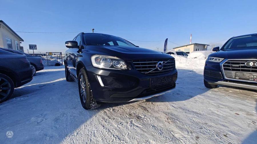 Black Volvo XC60 2015 in Vilnius, with an engine capacity of 1.98 L and mileage of 230 thousand km for 10300 €, photo 1 on AUTOMOTO.COM.LV