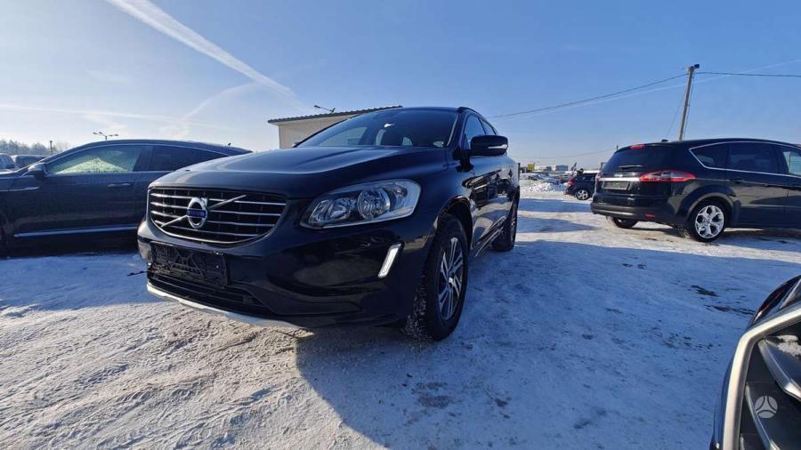 Black Volvo XC60 2015 in Vilnius, with an engine capacity of 1.98 L and mileage of 230 thousand km for 10300 €, photo 2 on AUTOMOTO.COM.LV
