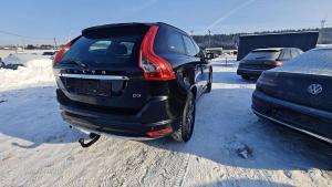Black Volvo XC60 2015 in Vilnius, with an engine capacity of 1.98 L and mileage of 230 thousand km for 10300 €, photo 5 on AUTOMOTO.COM.LV