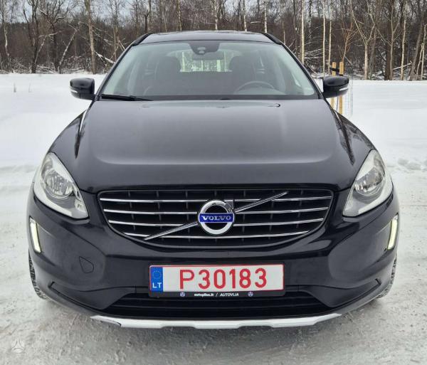 Black Volvo XC60 2015 in Utena, with an engine capacity of 1.98 L and mileage of 262 thousand km for 10750 €, photo 2 on AUTOMOTO.COM.LV