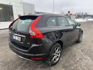Melns Volvo XC60 2015 Kauņa, ar dzinēja tilpumu 1.98 L un nobraukumu 291 tūkst. km par 11500 €, foto 10 vietnē AUTOMOTO.COM.LV