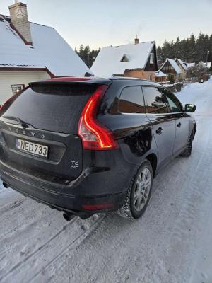 Melns Volvo XC60 2015 Šauļi, ar dzinēja tilpumu 2.95 L un nobraukumu 298 tūkst. km par 10500 €, foto 2 vietnē AUTOMOTO.COM.LV