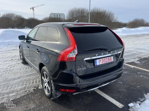 Black Volvo XC60 2015 in Klaipeda, with an engine capacity of 3.00 L and mileage of 261 thousand km for 11400 €, photo 4 on AUTOMOTO.COM.LV