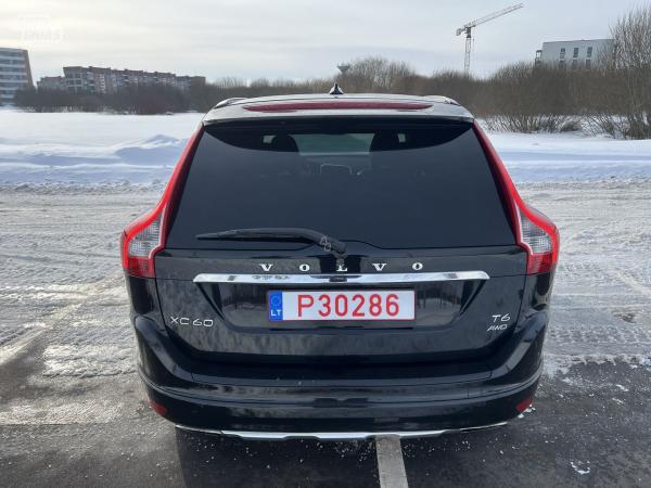 Black Volvo XC60 2015 in Klaipeda, with an engine capacity of 3.00 L and mileage of 261 thousand km for 11400 €, photo 5 on AUTOMOTO.COM.LV