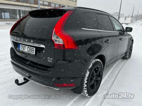 Melns Volvo XC60 2015 Tallina, ar dzinēja tilpumu 2.40 L un nobraukumu 217 tūkst. km par 12900 €, foto 3 vietnē AUTOMOTO.COM.LV