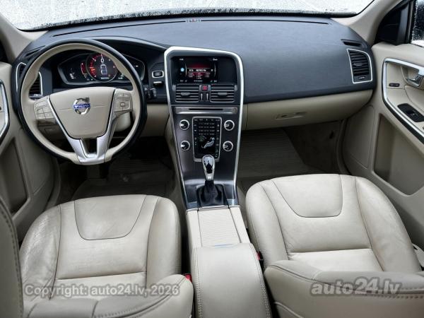Melns Volvo XC60 2015 Tallina, ar dzinēja tilpumu 2.40 L un nobraukumu 217 tūkst. km par 12900 €, foto 11 vietnē AUTOMOTO.COM.LV