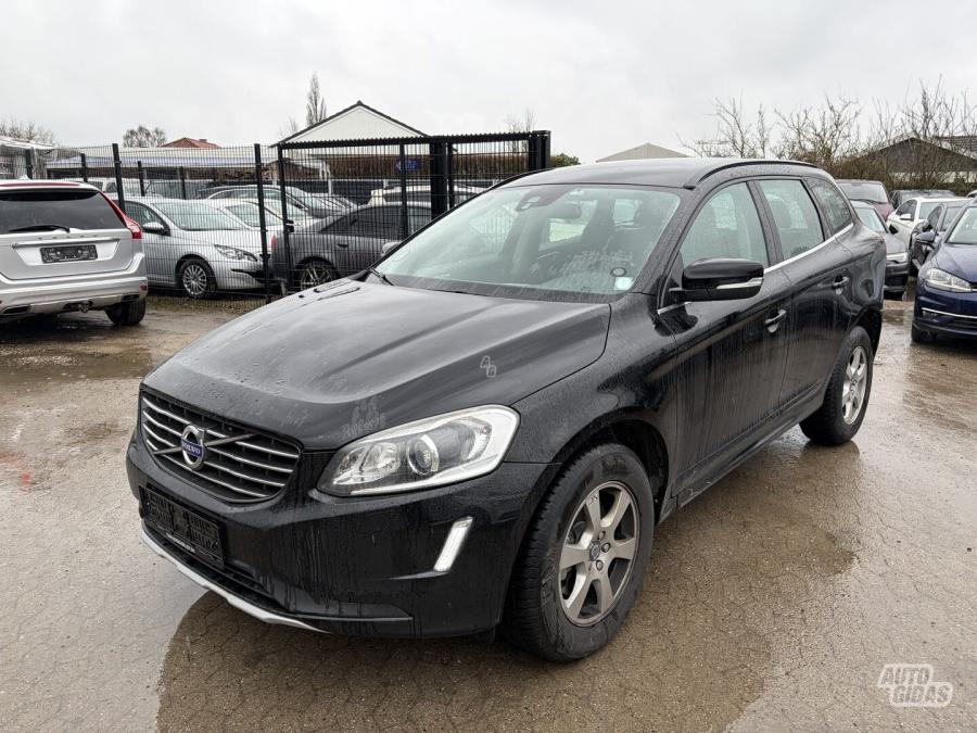 Melns Volvo XC60 2015 Viļņa, ar dzinēja tilpumu 2.00 L un nobraukumu 282 tūkst. km par 9600 €, foto 1 vietnē AUTOMOTO.COM.LV