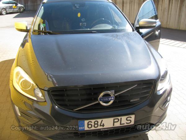 Black Volvo XC60 2015 in Sillamae, with an engine capacity of 2.00 L and mileage of 245 thousand km for 13500 €, photo 3 on AUTOMOTO.COM.LV