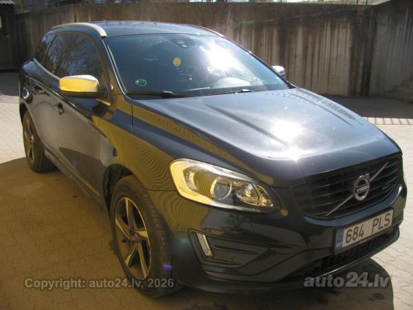 Black Volvo XC60 2015 in Sillamae, with an engine capacity of 2.00 L and mileage of 245 thousand km for 13500 €, photo 4 on AUTOMOTO.COM.LV
