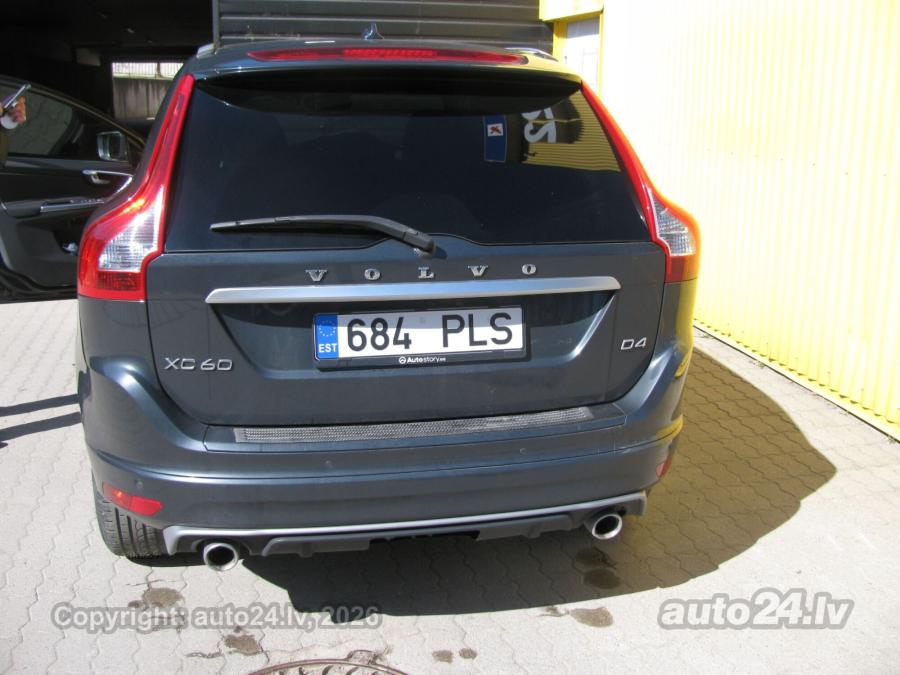 Melns Volvo XC60 2015 Sillamē, ar dzinēja tilpumu 2.00 L un nobraukumu 245 tūkst. km par 13500 €, foto 6 vietnē AUTOMOTO.COM.LV