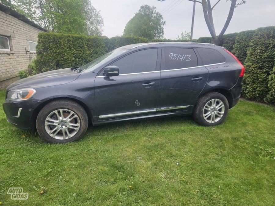 Melns Volvo XC60 2015 Vilkaviškis, ar dzinēja tilpumu 2.00 L un nobraukumu 386 tūkst. km par 5000 €, foto 3 vietnē AUTOMOTO.COM.LV