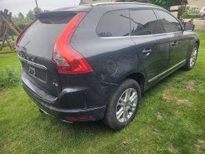 Melns Volvo XC60 2015 Vilkaviškis, ar dzinēja tilpumu 2.00 L un nobraukumu 386 tūkst. km par 5000 €, foto 6 vietnē AUTOMOTO.COM.LV