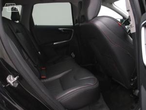 Black Volvo XC60 2015 in Vilnius, with an engine capacity of 2.00 L and mileage of 205 thousand km for 14899 €, photo 16 on AUTOMOTO.COM.LV