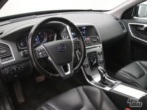 Black Volvo XC60 2015 in Vilnius, with an engine capacity of 2.00 L and mileage of 205 thousand km for 14899 €, photo 17 on AUTOMOTO.COM.LV