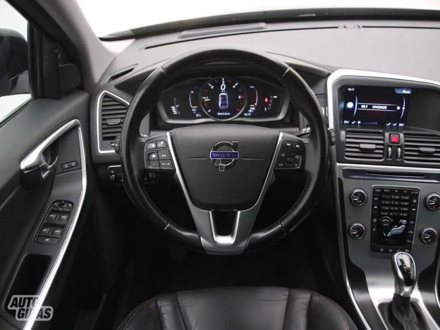 Black Volvo XC60 2015 in Vilnius, with an engine capacity of 2.00 L and mileage of 205 thousand km for 14899 €, photo 18 on AUTOMOTO.COM.LV