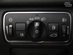 Black Volvo XC60 2015 in Vilnius, with an engine capacity of 2.00 L and mileage of 205 thousand km for 14899 €, photo 28 on AUTOMOTO.COM.LV