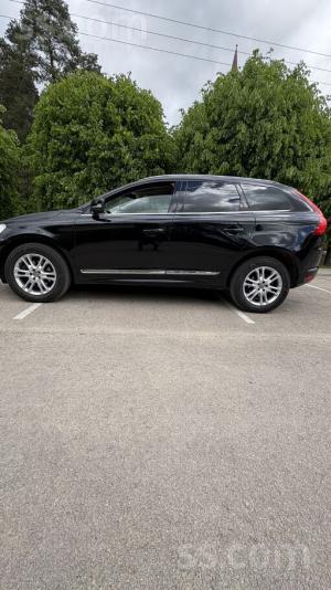 Melns Volvo XC60 2015 Ogre, ar dzinēja tilpumu 2.40 L un nobraukumu 201 tūkst. km par 14500 €, foto 7 vietnē AUTOMOTO.COM.LV