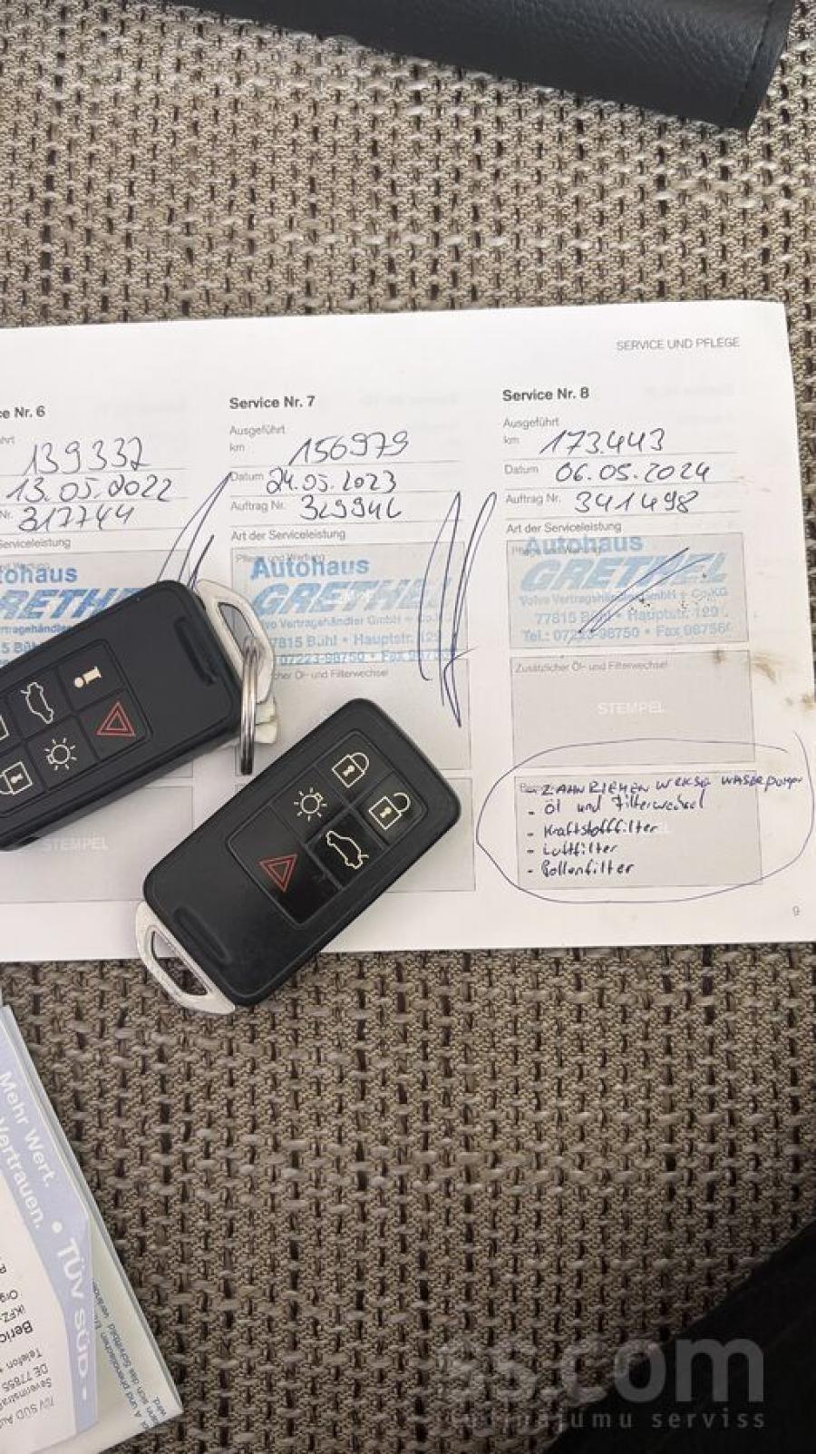 Melns Volvo XC60 2015 Ogre, ar dzinēja tilpumu 2.40 L un nobraukumu 201 tūkst. km par 14500 €, foto 33 vietnē AUTOMOTO.COM.LV