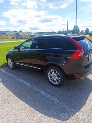 Melns Volvo XC60 2015 Aizkraukle, ar dzinēja tilpumu 2.00 L un nobraukumu 331 tūkst. km par 9550 €, foto 5 vietnē AUTOMOTO.COM.LV