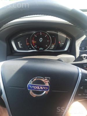 Melns Volvo XC60 2015 Aizkraukle, ar dzinēja tilpumu 2.00 L un nobraukumu 331 tūkst. km par 9550 €, foto 7 vietnē AUTOMOTO.COM.LV