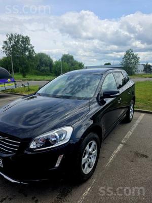 Melns Volvo XC60 2015 Rīga, ar dzinēja tilpumu 2.00 L un nobraukumu 214 tūkst. km par 15000 €, foto 4 vietnē AUTOMOTO.COM.LV