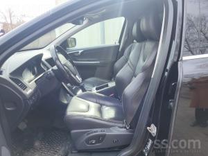 Melns Volvo XC60 2015 Rīga, ar dzinēja tilpumu 2.00 L un nobraukumu 297 tūkst. km par 13500 €, foto 4 vietnē AUTOMOTO.COM.LV