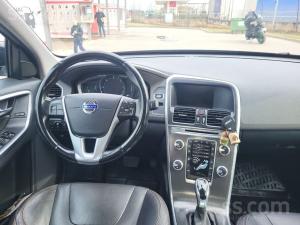 Melns Volvo XC60 2015 Rīga, ar dzinēja tilpumu 2.00 L un nobraukumu 297 tūkst. km par 13500 €, foto 5 vietnē AUTOMOTO.COM.LV