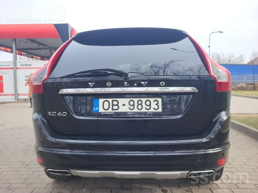 Melns Volvo XC60 2015 Rīga, ar dzinēja tilpumu 2.00 L un nobraukumu 297 tūkst. km par 13500 €, foto 6 vietnē AUTOMOTO.COM.LV