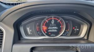 Black Volvo XC60 2015 in Riga, with an engine capacity of 2.40 L and mileage of 331 thousand km for 10500 €, photo 11 on AUTOMOTO.COM.LV