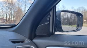 Black Volvo XC60 2015 in Riga, with an engine capacity of 2.40 L and mileage of 331 thousand km for 10500 €, photo 24 on AUTOMOTO.COM.LV