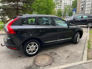 Черный Вольво ХС60 2015 в Рига, объемом двигателя 2.00 л и пробегом 181 тыс. км за 14500 €, фото 6 на AUTOMOTO.COM.LV