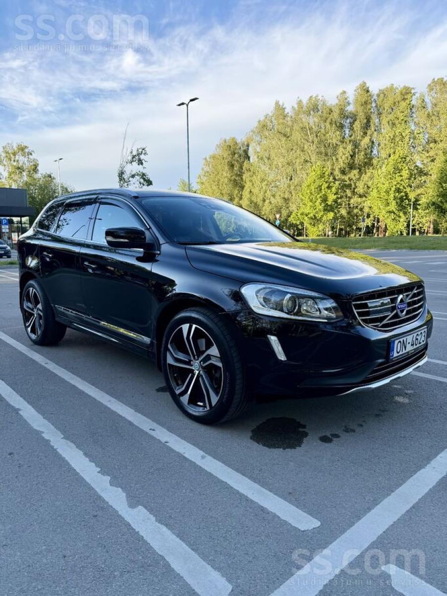 Melns Volvo XC60 2015 Rīga, ar dzinēja tilpumu 2.40 L un nobraukumu 242 tūkst. km par 15000 €, foto 3 vietnē AUTOMOTO.COM.LV