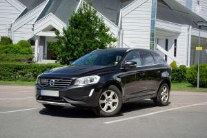Black Volvo XC60 2015 in Elektrenai, with an engine capacity of 2.40 L and mileage of 330 thousand km for 11950 €, photo  on AUTOMOTO.COM.LV