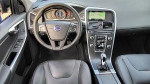 Melns Volvo XC60 2015 Rīga, ar dzinēja tilpumu 2.00 L un nobraukumu 179 tūkst. km par 7500 €, foto 5 vietnē AUTOMOTO.COM.LV