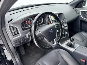 Melns Volvo XC60 2015 Rīga, ar dzinēja tilpumu 2.40 L un nobraukumu 309 tūkst. km par 12995 €, foto 12 vietnē AUTOMOTO.COM.LV