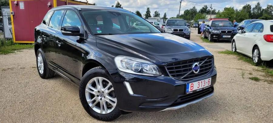 Melns Volvo XC60 2015 Rīga, ar dzinēja tilpumu 2.00 L un nobraukumu 283 tūkst. km par 11000 €, foto 4 vietnē AUTOMOTO.COM.LV