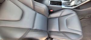 Melns Volvo XC60 2015 Rīga, ar dzinēja tilpumu 2.00 L un nobraukumu 283 tūkst. km par 11000 €, foto 12 vietnē AUTOMOTO.COM.LV