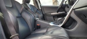 Melns Volvo XC60 2015 Rīga, ar dzinēja tilpumu 2.00 L un nobraukumu 283 tūkst. km par 11000 €, foto 13 vietnē AUTOMOTO.COM.LV