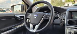 Melns Volvo XC60 2015 Rīga, ar dzinēja tilpumu 2.00 L un nobraukumu 283 tūkst. km par 11000 €, foto 17 vietnē AUTOMOTO.COM.LV
