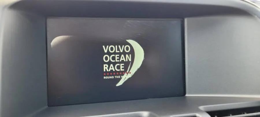 Melns Volvo XC60 2015 Rīga, ar dzinēja tilpumu 2.00 L un nobraukumu 283 tūkst. km par 11000 €, foto 32 vietnē AUTOMOTO.COM.LV