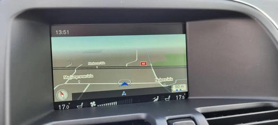 Melns Volvo XC60 2015 Rīga, ar dzinēja tilpumu 2.00 L un nobraukumu 283 tūkst. km par 11000 €, foto 35 vietnē AUTOMOTO.COM.LV