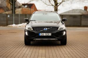 Melns Volvo XC60 2015 Rīga, ar dzinēja tilpumu 2.40 L un nobraukumu 262 tūkst. km par 14350 €, foto 4 vietnē AUTOMOTO.COM.LV