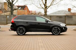 Melns Volvo XC60 2015 Rīga, ar dzinēja tilpumu 2.40 L un nobraukumu 262 tūkst. km par 14350 €, foto 9 vietnē AUTOMOTO.COM.LV