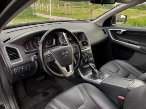 Melns Volvo XC60 2015 Rīga, ar dzinēja tilpumu 2.40 L un nobraukumu 262 tūkst. km par 14350 €, foto 14 vietnē AUTOMOTO.COM.LV
