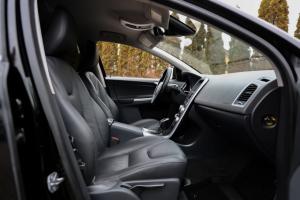 Melns Volvo XC60 2015 Rīga, ar dzinēja tilpumu 2.40 L un nobraukumu 262 tūkst. km par 14350 €, foto 30 vietnē AUTOMOTO.COM.LV