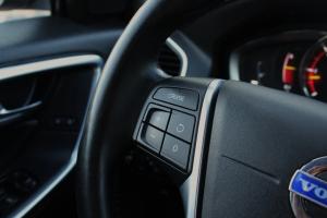 Black Volvo XC60 2015 in Riga, with an engine capacity of 2.40 L and mileage of 236 thousand km for 13990 €, photo 23 on AUTOMOTO.COM.LV