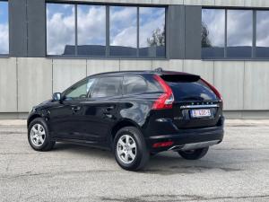 Black Volvo XC60 2015 in Riga, with an engine capacity of 2.00 L and mileage of 277 thousand km for 12590 €, photo 8 on AUTOMOTO.COM.LV